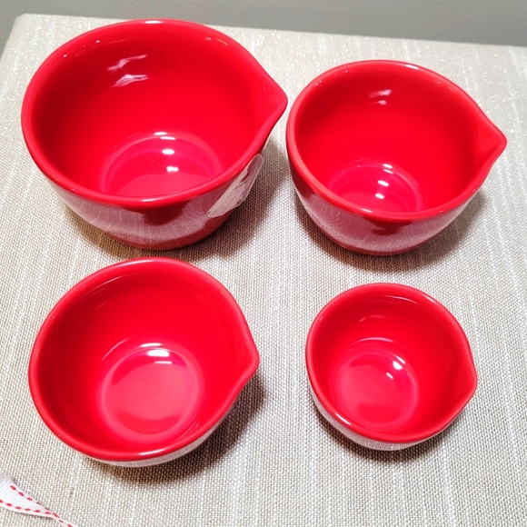 Rae Dunn | Kitchen | Rae Dunn Xoxo Red Measuring Cups | Poshmark